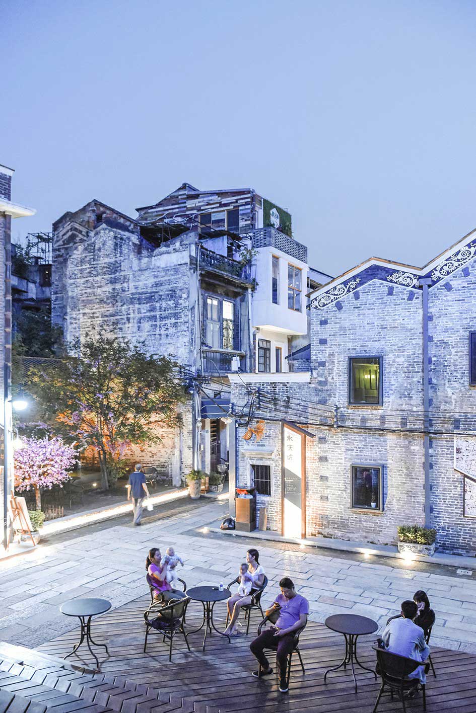 Yongqing Square, Enning Road, Guangzhou - AAA 2022 - Architecture Asia