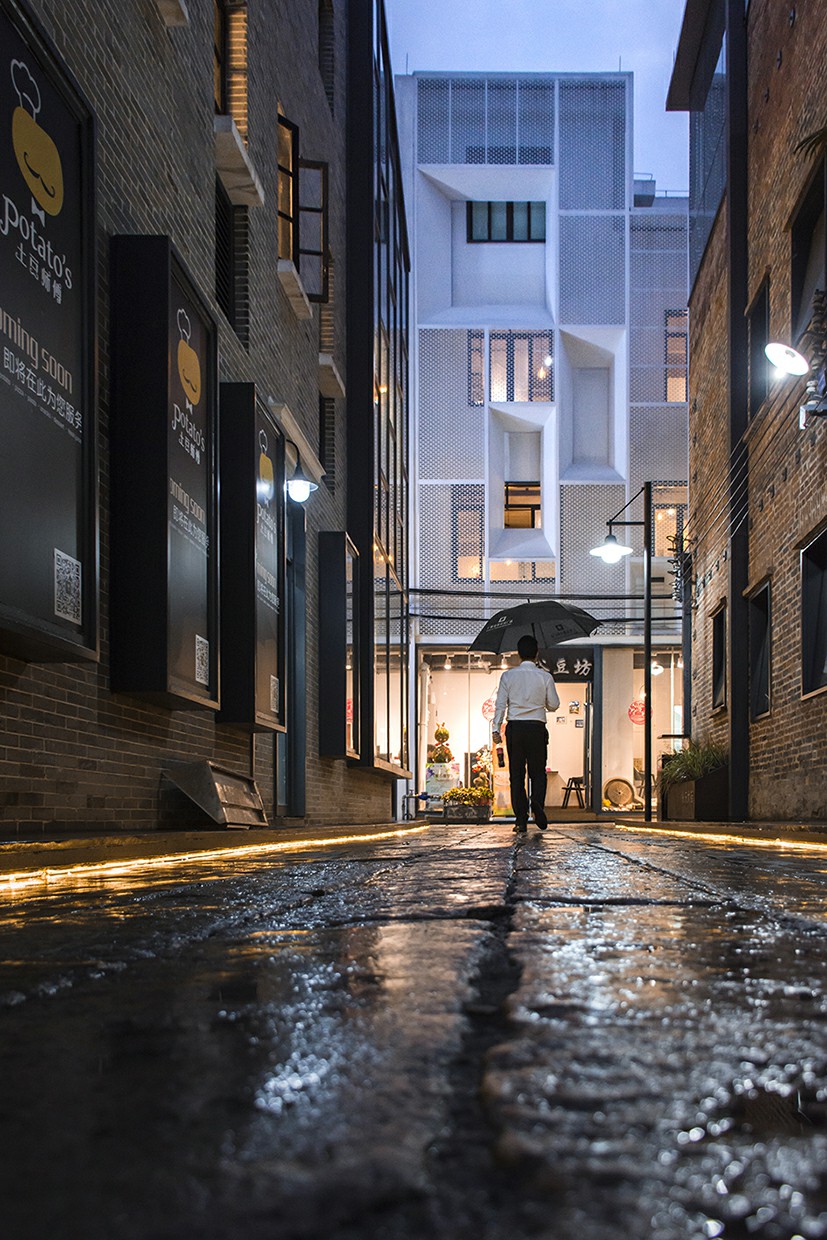 Yongqing Square, Enning Road, Guangzhou - AAA 2022 - Architecture Asia